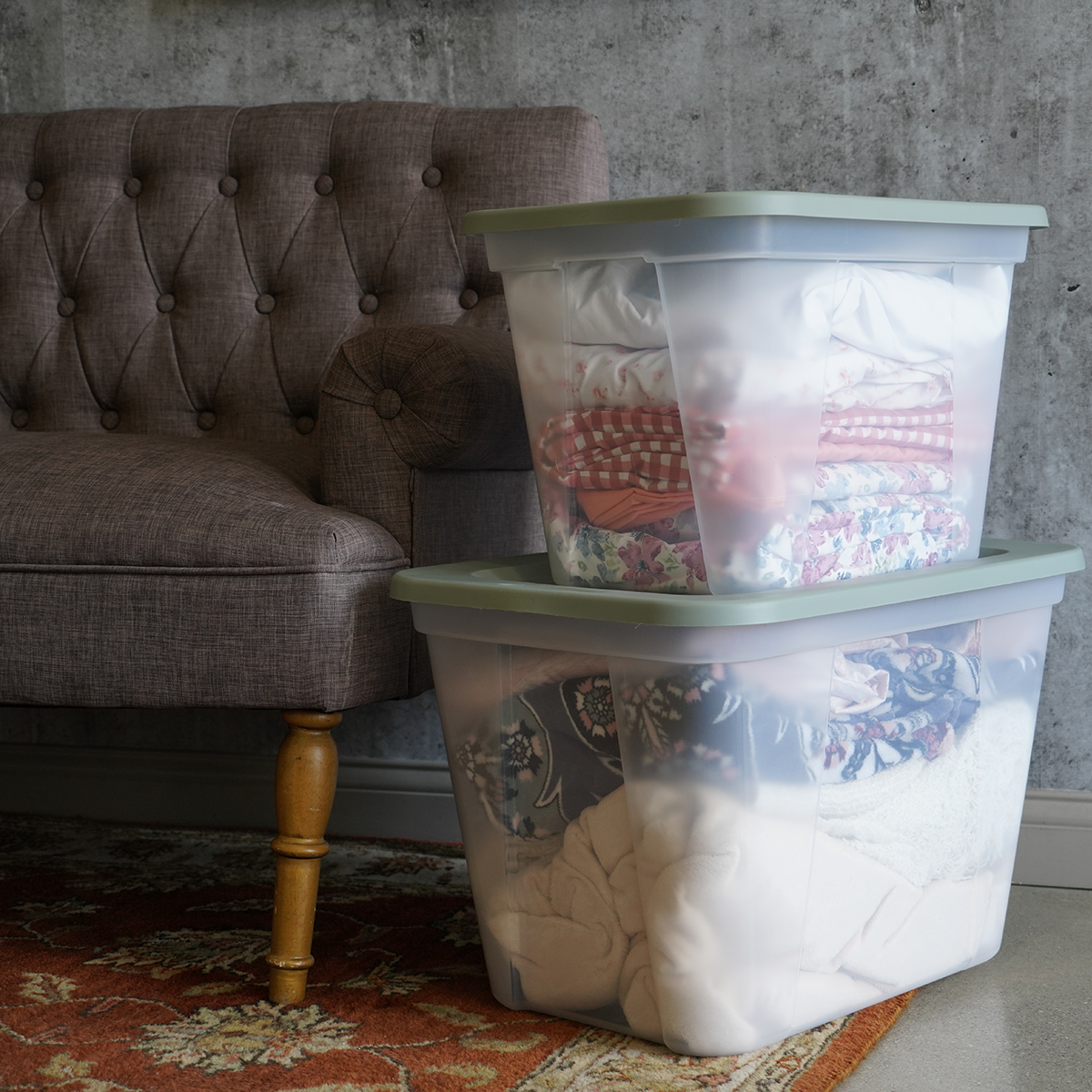 Square Style Totes - Edge Plastic